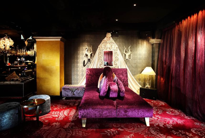 Dada bar Lounge I The Luxe Manor