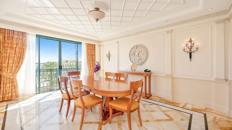 Imperial Suite | Stay in Imperial Hotel Gold Coast