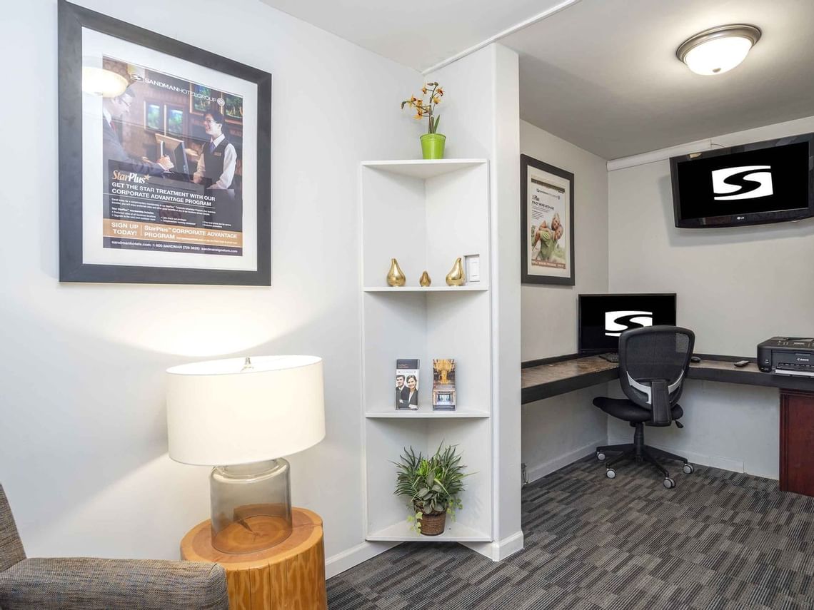 Business Centre | Sandman Inn Terrace