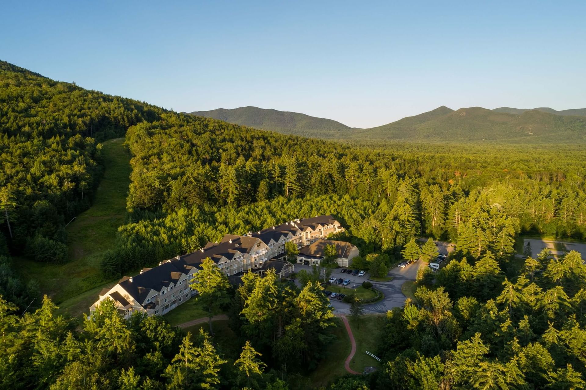 Attitash Mountain Resort | Grand Summit Hotel