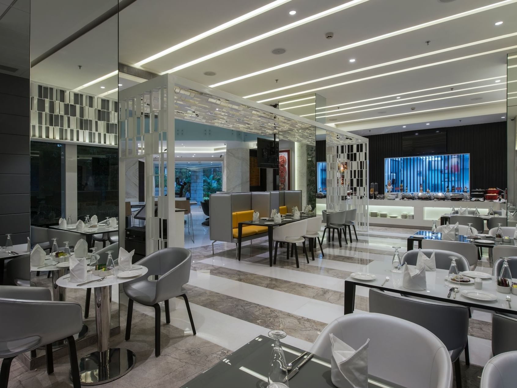 The Glass House | Buffet Restaurant in Eastin Residences Vadodara