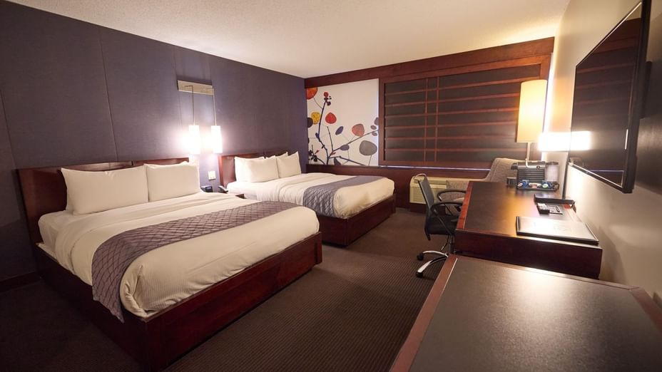 Deluxe Two Queen Room | Ruby Foo's Hotel Montreal | Rooms