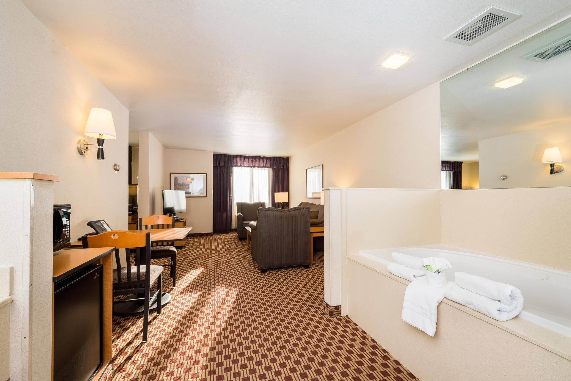 Crystal Inn and Suites Great Falls | Rooms Overview