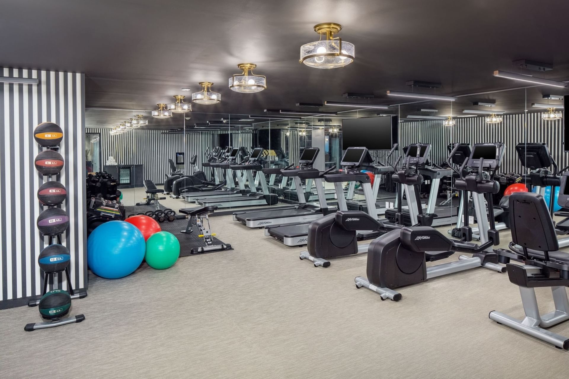 Amenities - The Madison Hotel - Morristown, NJ