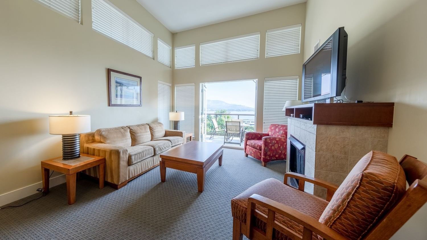 Two Bedroom Suite Premium Lake View | Cove Lakeside Resort