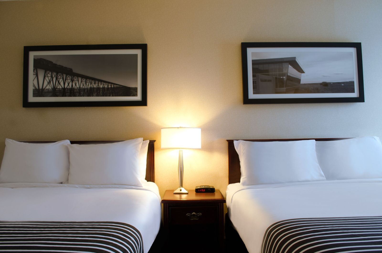 Lethbridge Accommodation | Sandman Hotel Lethbridge