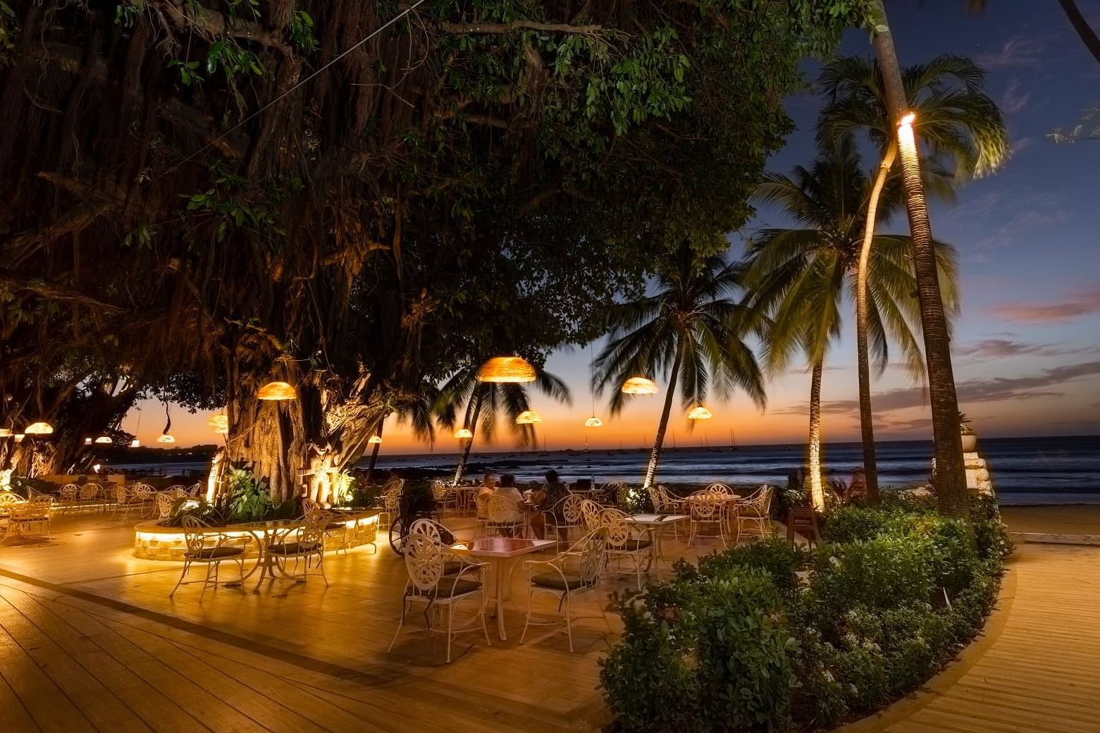 Beach Restaurants Tamarindo | Tamarindo Diria Beach Resort
