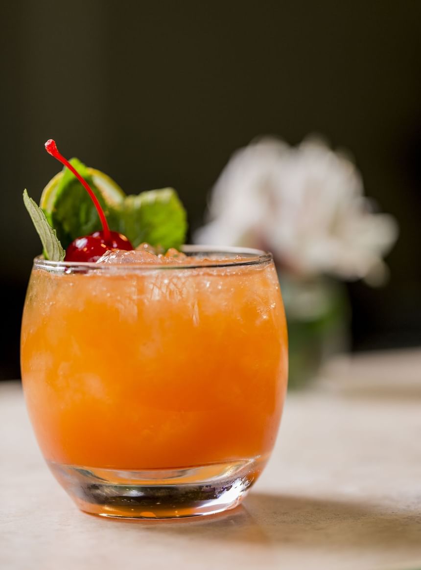 Oceanus Lounge: The best bar with underwater view in Lima, Peru