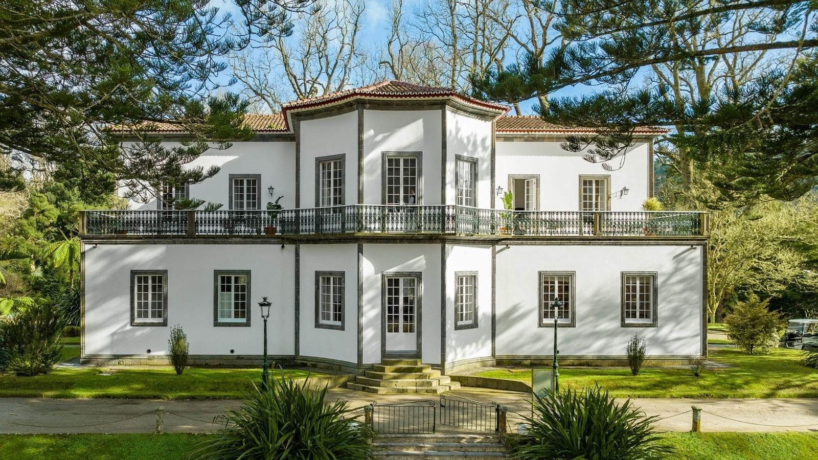 Botania Hall by Terra Nostra | Villa in Vale das Furnas | São Miguel