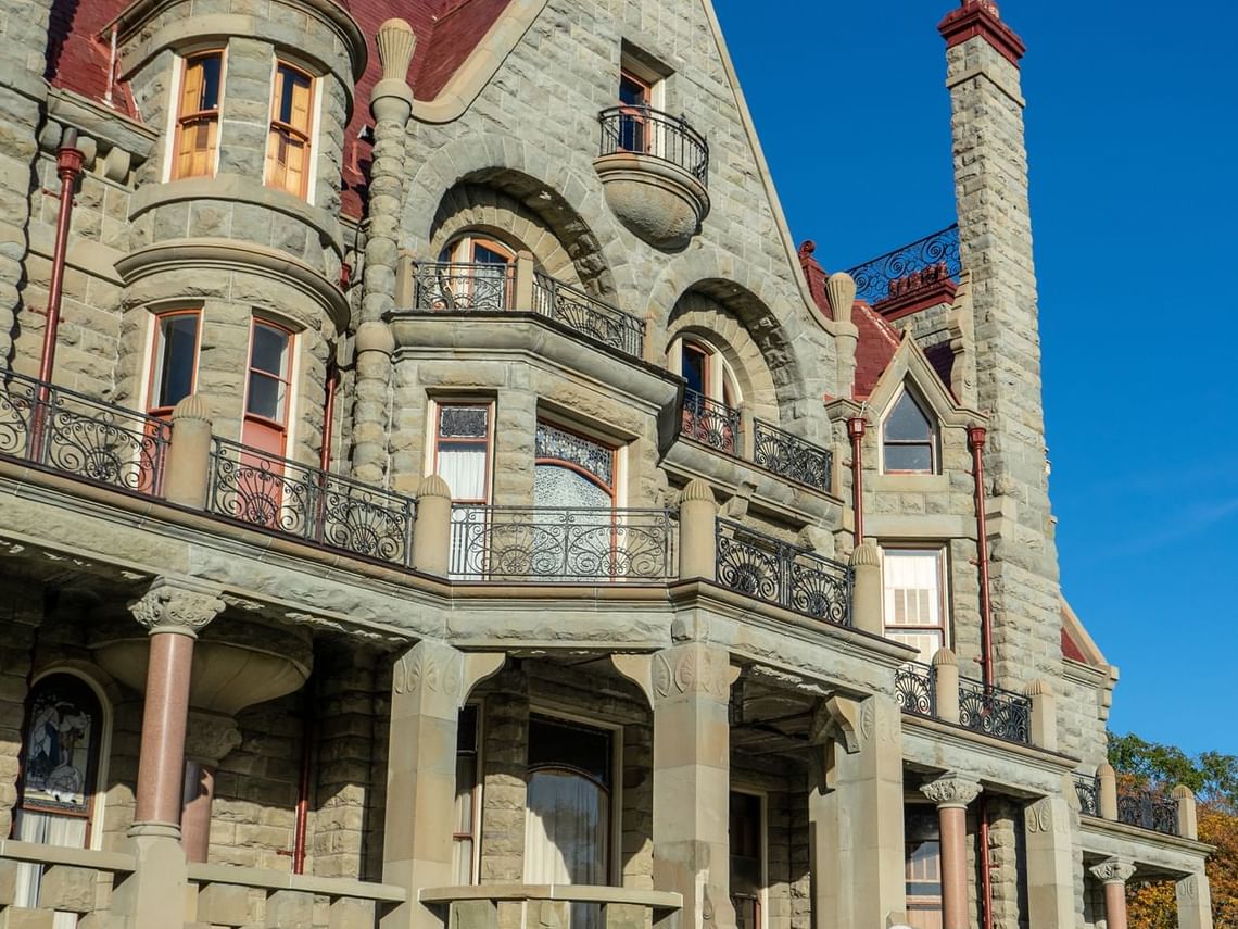 Craigdarroch Castle | Local Attractions near Huntingdon Hotel and Suites