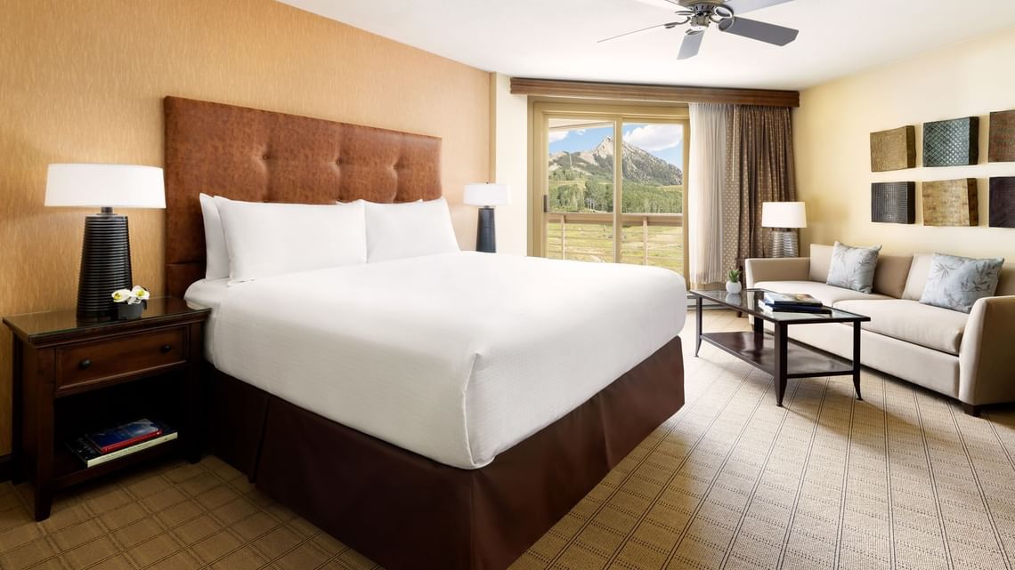 Slopeside View King | Elevation Resort & Spa Accommodation