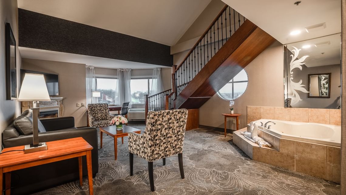 Monte Carlo Inns | Barrie Suites