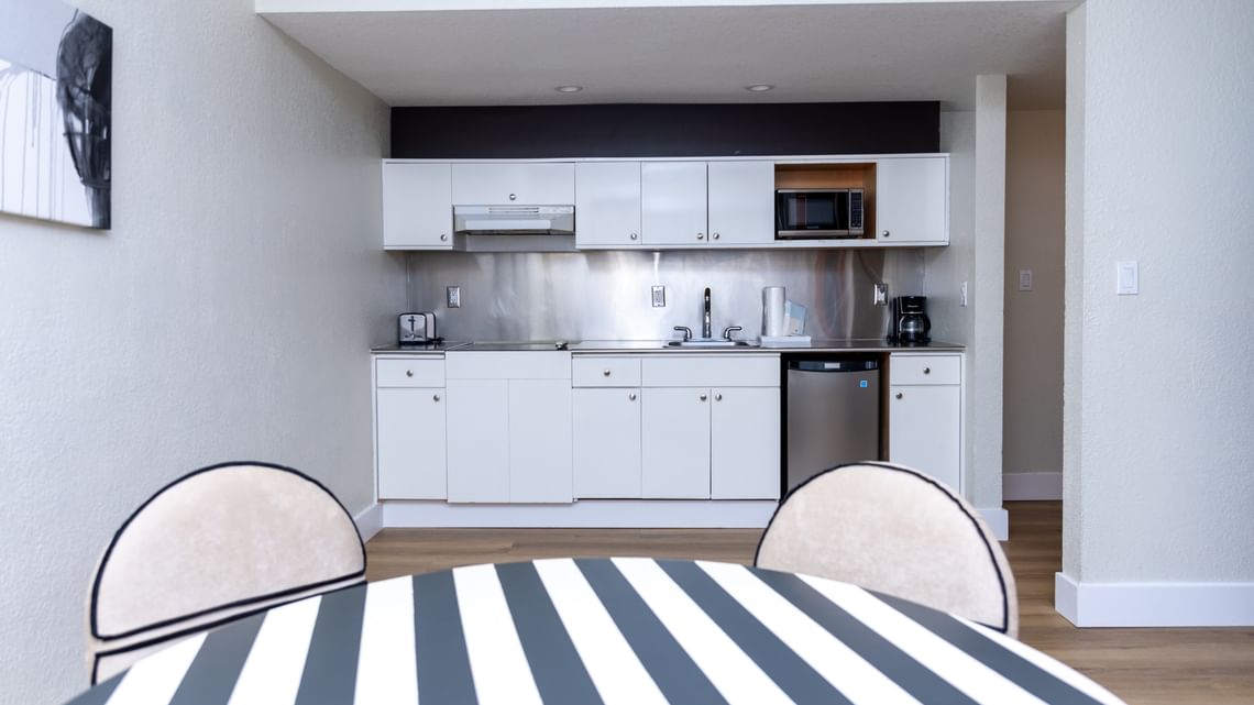 Studio Double | Miami Beach Hotel Rooms & Suites