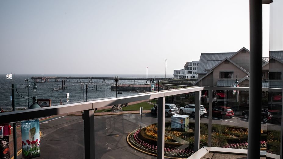 One Bedroom Signature Suite in Sidney BC - Sidney Pier Hotel & Spa