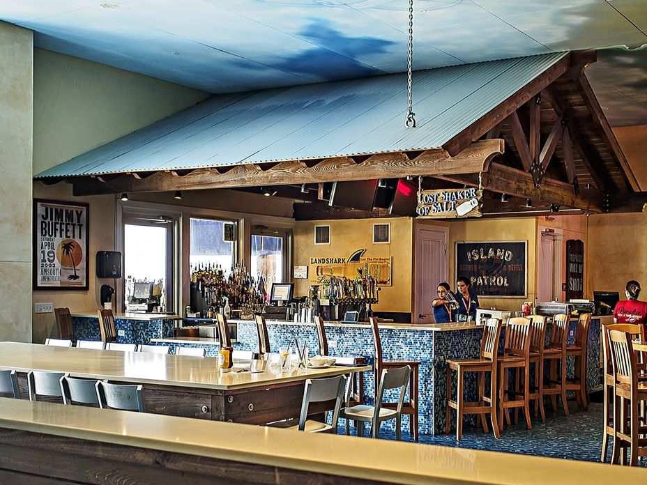 5 O’Clock Somewhere Bar | Dining at Margaritaville Resort Biloxi