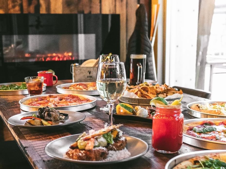 Mackenzie Common Tavern | Revelstoke Restaurants