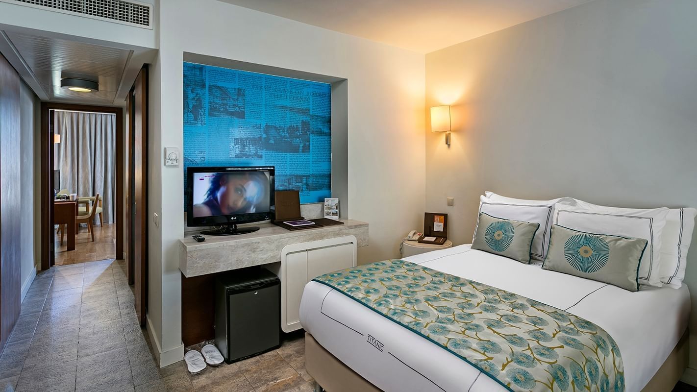 Standard Side Sea View Room | Titanic Deluxe Lara