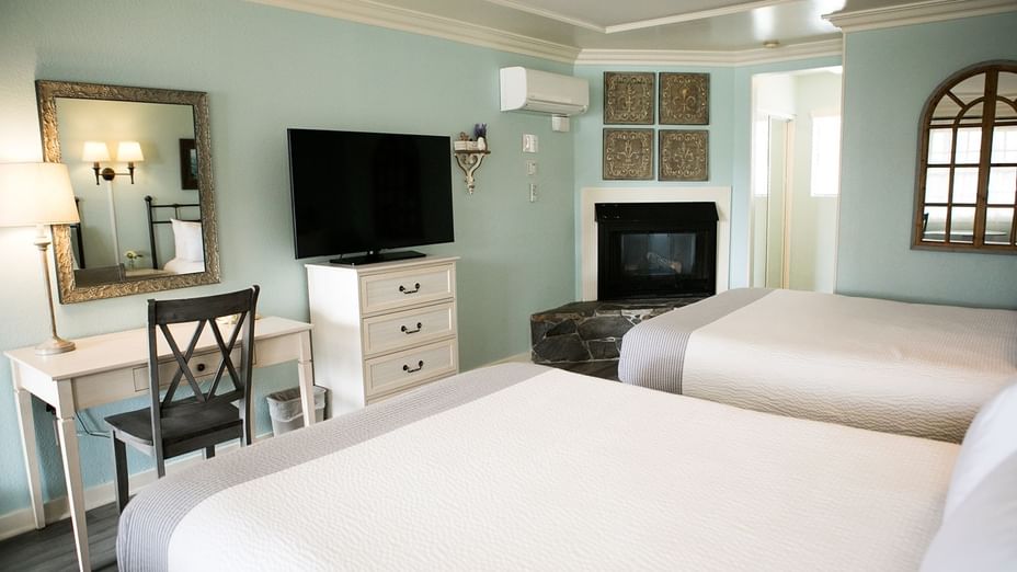 Hotel Rooms & Suites on Moonstone Beach - Sea Otter Inn