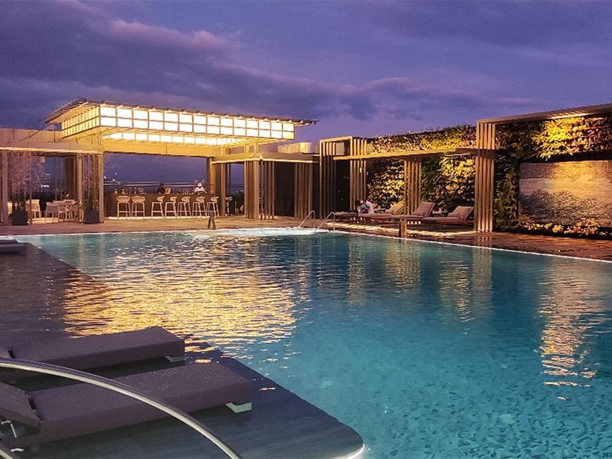 Sky Pool Bar | Manila Bar | Hotel Okura Manila