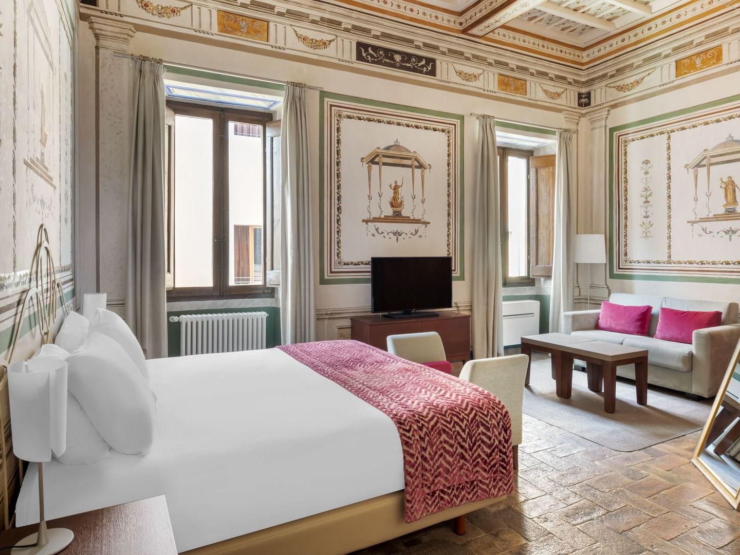 Resort in Soriano Nel Cimino IT | Palazzo Catalani