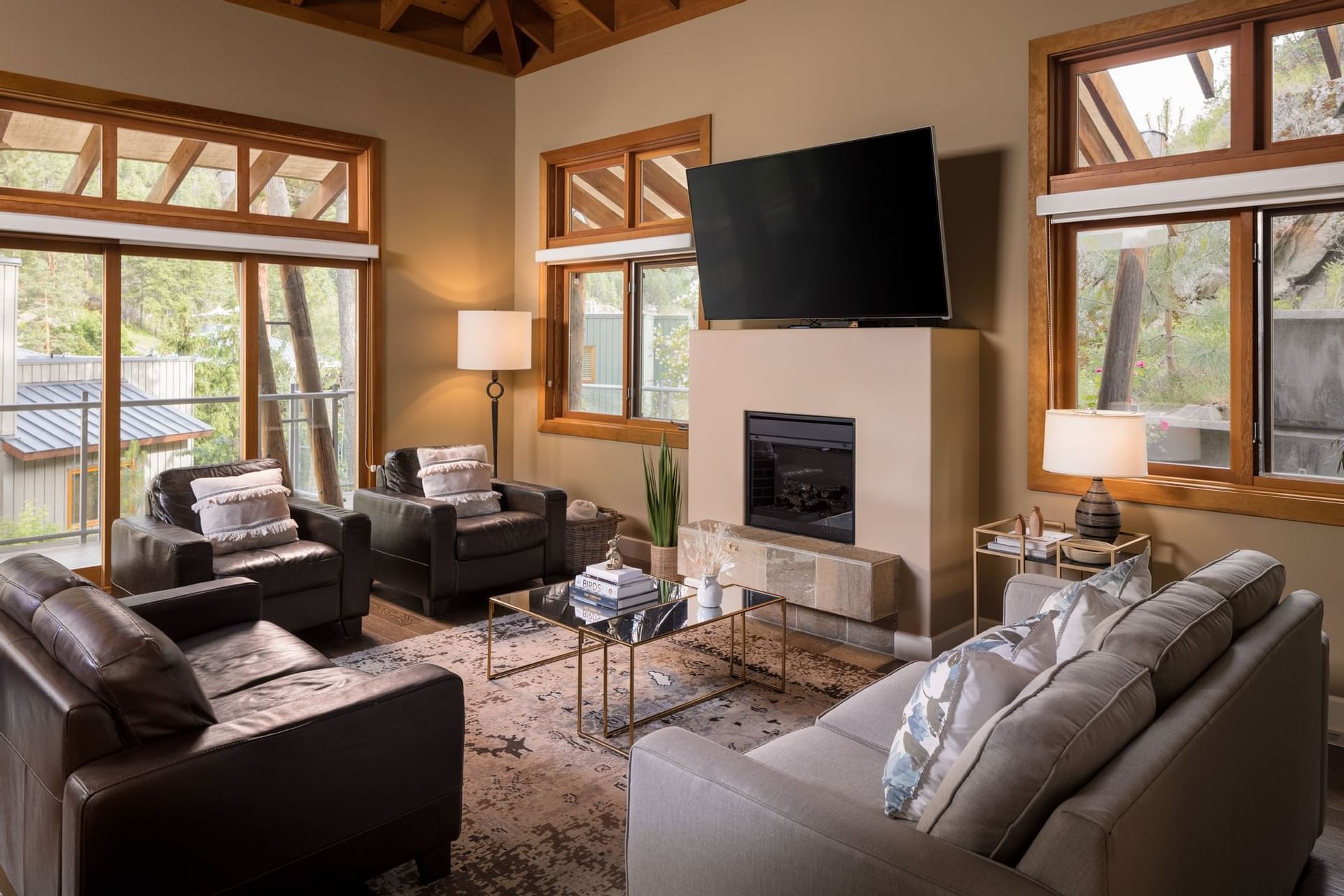 Outback Lakeside Vacation Homes | Okanagan Snowbird Rentals