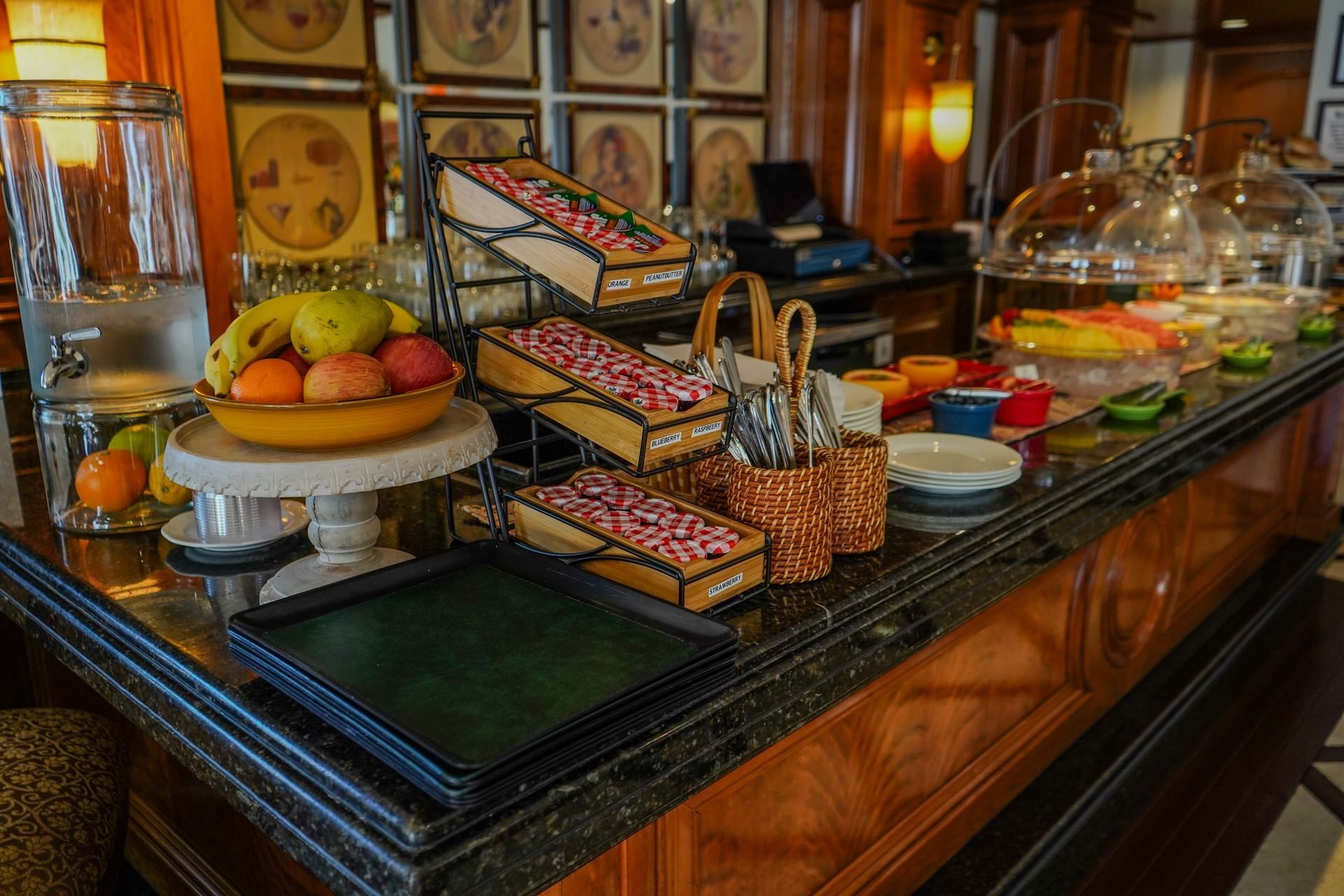 Pleasanton Hotel with Breakfast | The Rose Hotel