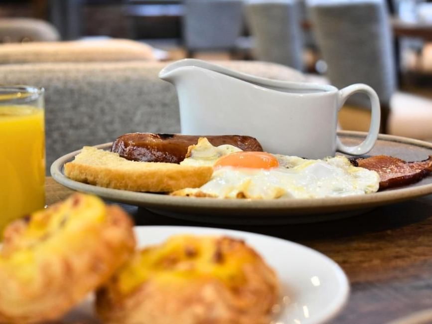 Breakfast in Buckingham Buckingham | Villiers Hotel