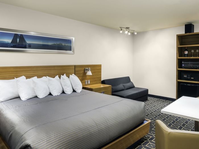 Harborside Inn - Book Hotel Near Faneuil Hall in Boston