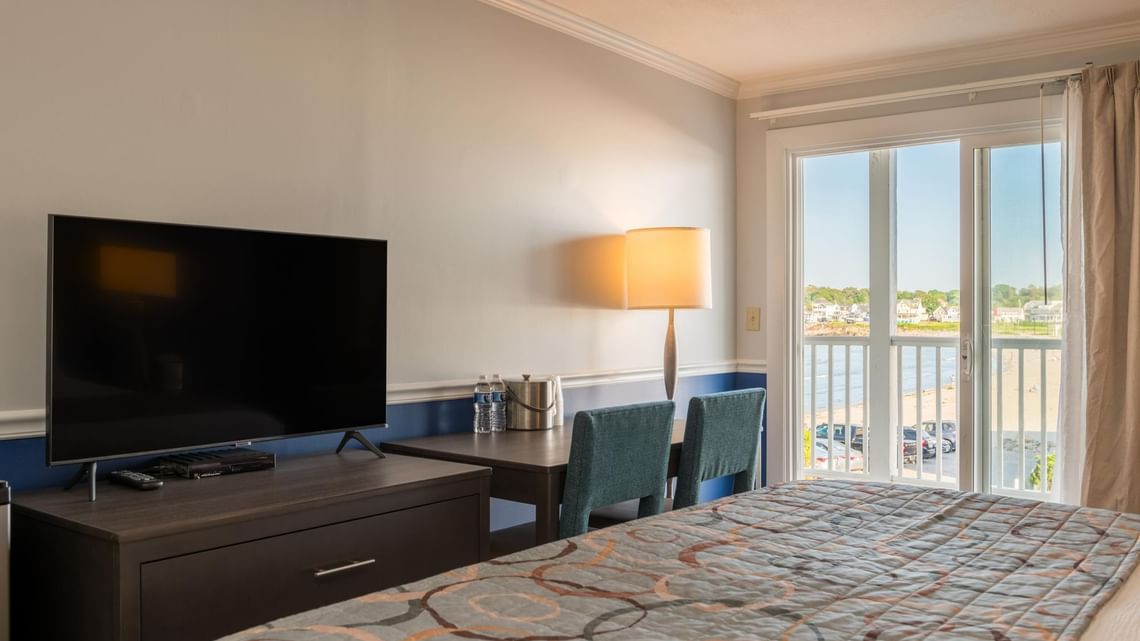 King | Oceanfront | Union Bluff Hotel