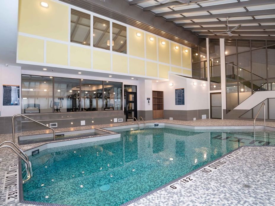 Indoor pool | Sandman Signature Calgary Downtown Hotel