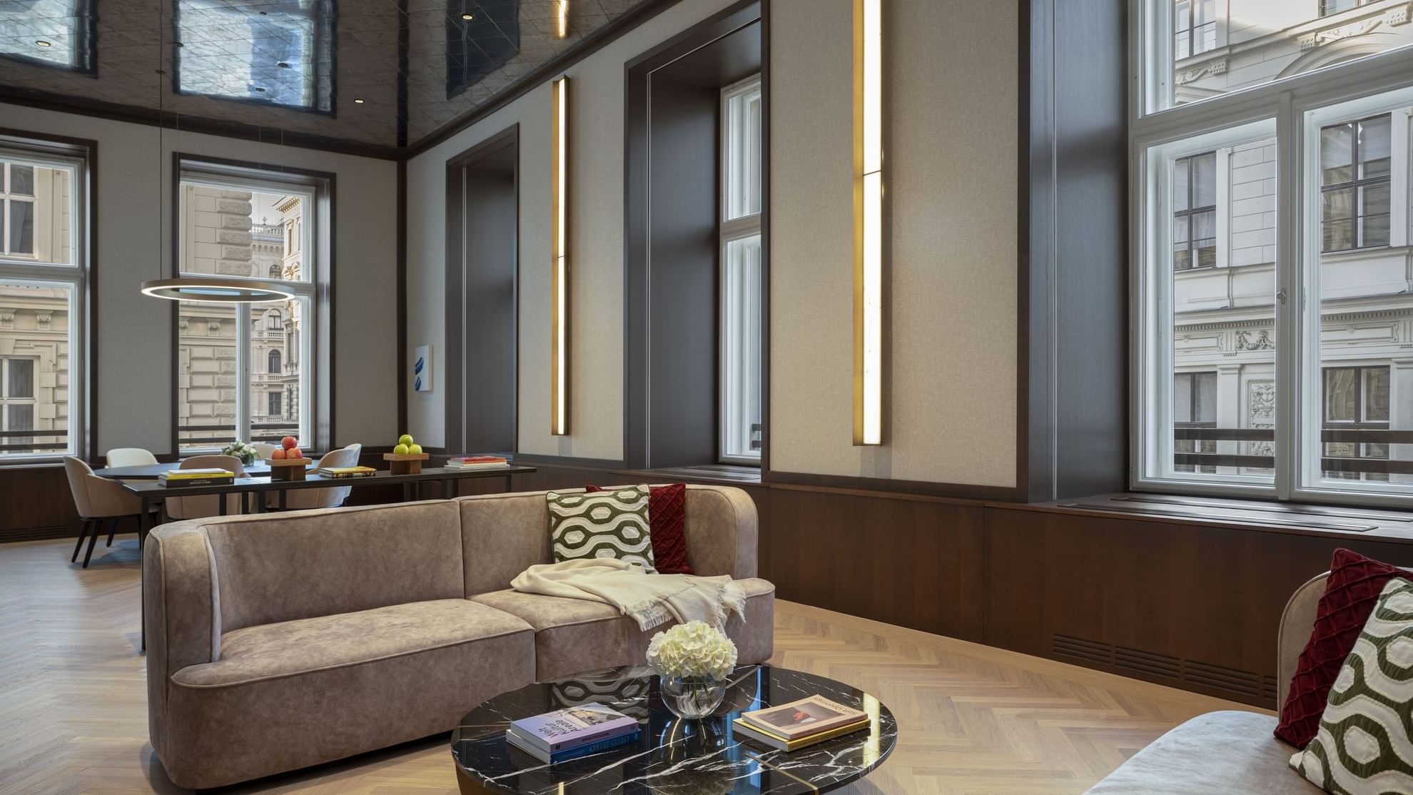 Vienna Art Suite | Almanac Palais Vienna Zimmer & Suiten