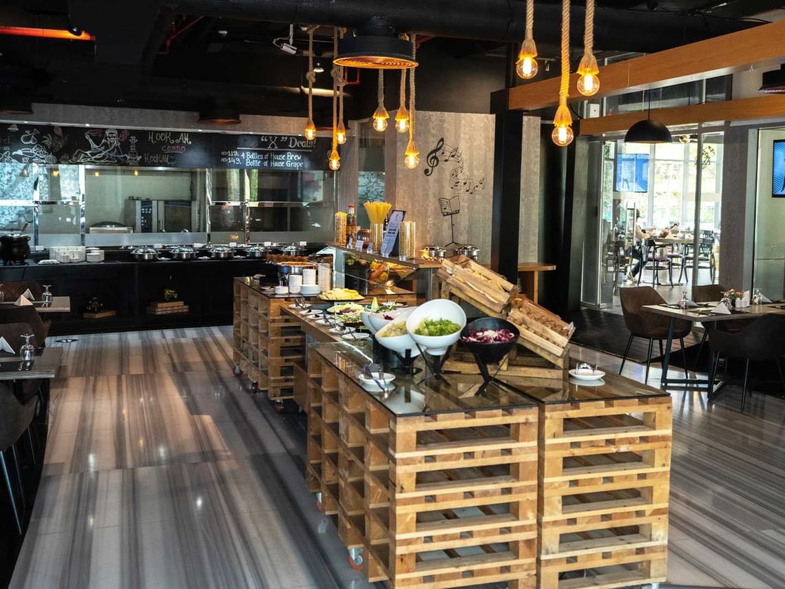 Xandros Restaurant and Terrace Lounge | Signature Group of Hotels