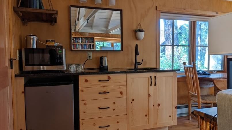 Library Suite | Leavenworth, WA | Sleeping Lady Resort