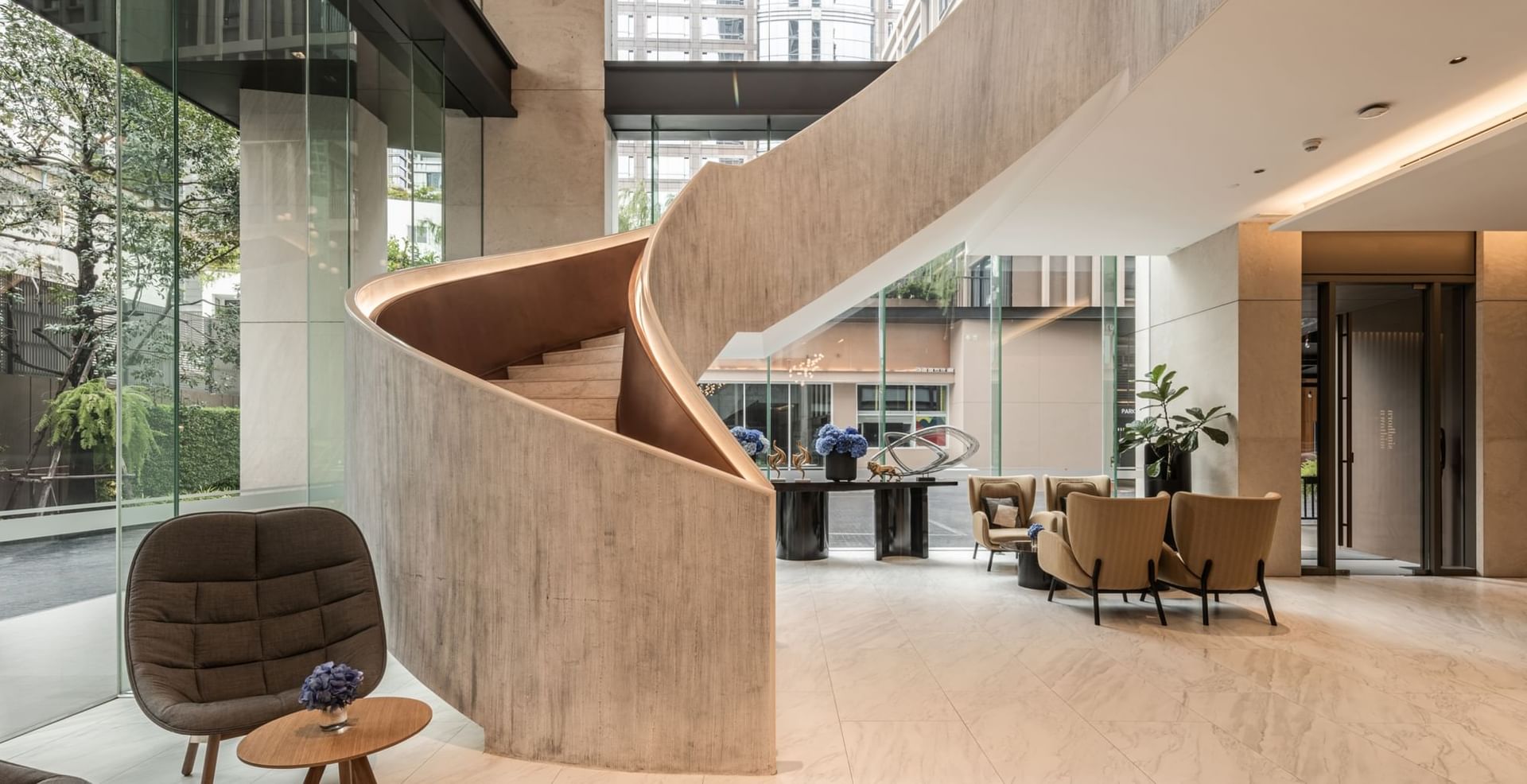 ศิลปะและการออกแบบ | โรงแรมสินธร มิดทาวน์ กรุงเทพฯ