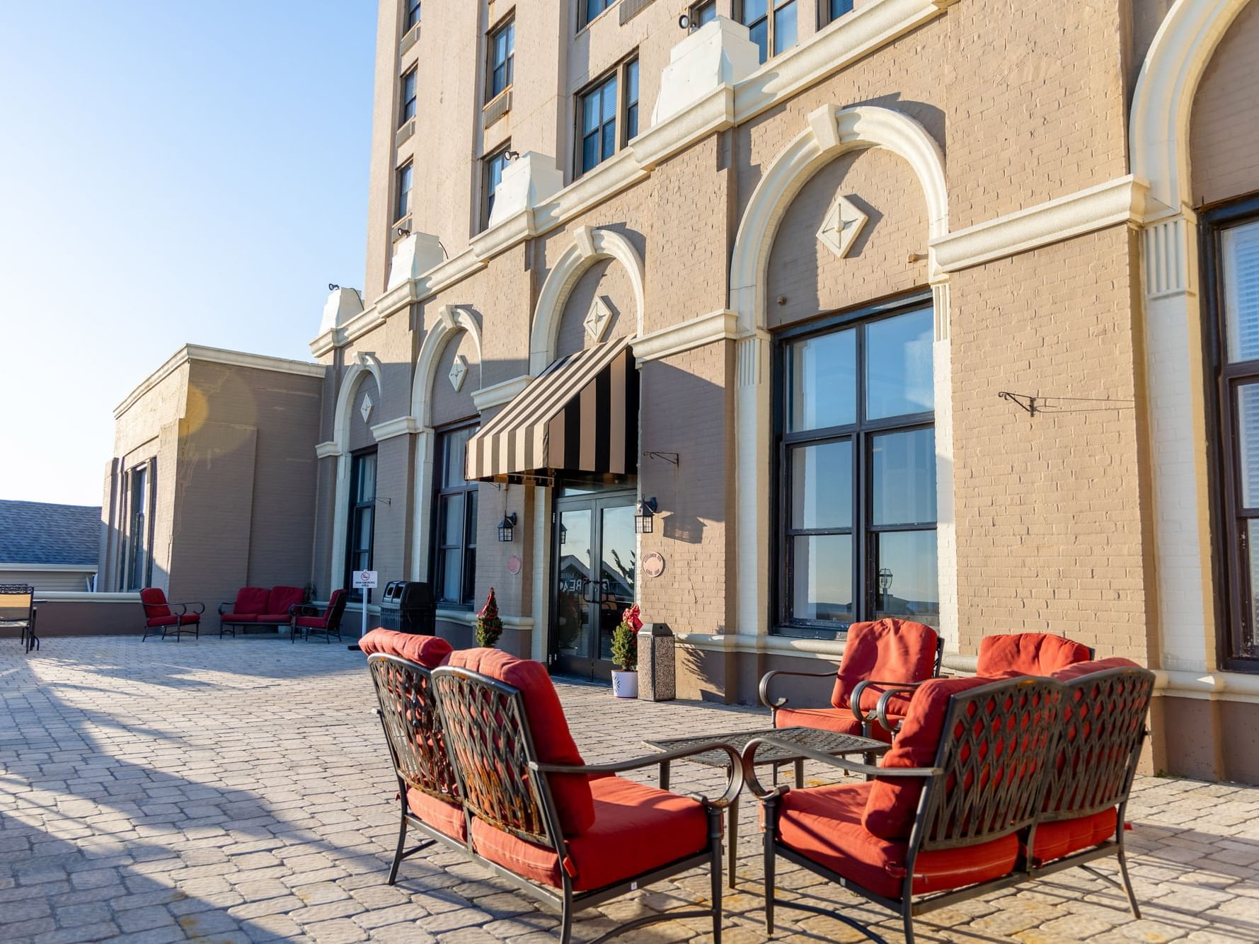 Brigantine NJ Hotels | Legacy Resort Brigantine Beach