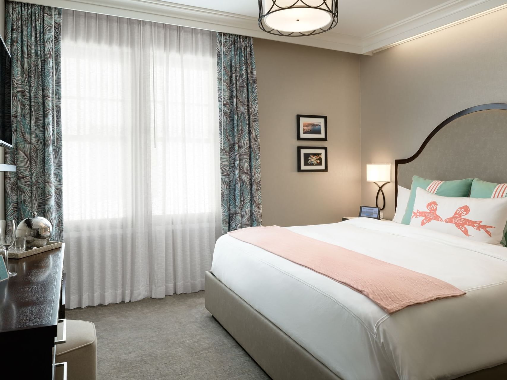 Classic Queen | Hotel Atwater