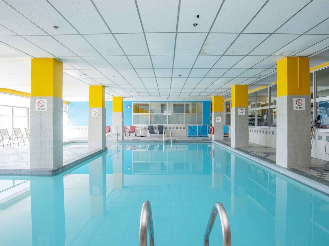Indoor Pool | Sandman Hotel Montreal-Longueuil