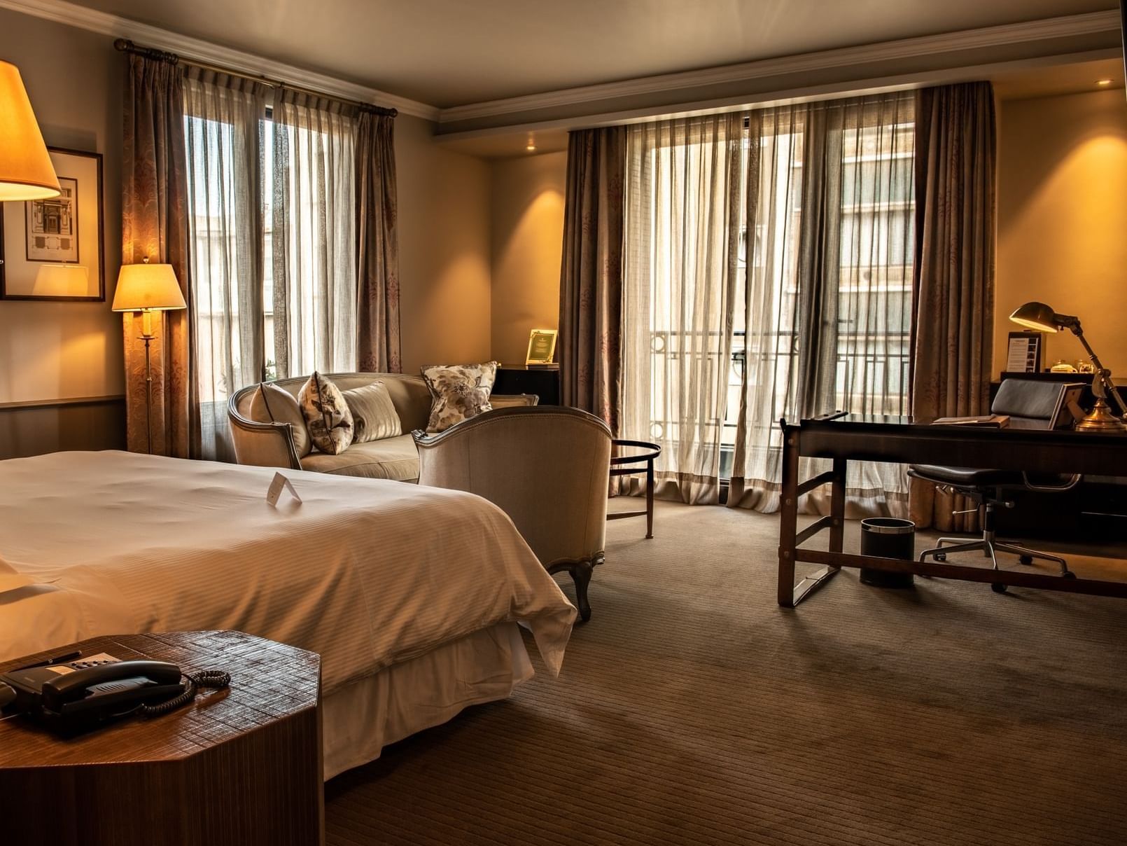The Singular Santiago Lastarria Hotel Rooms & Suites