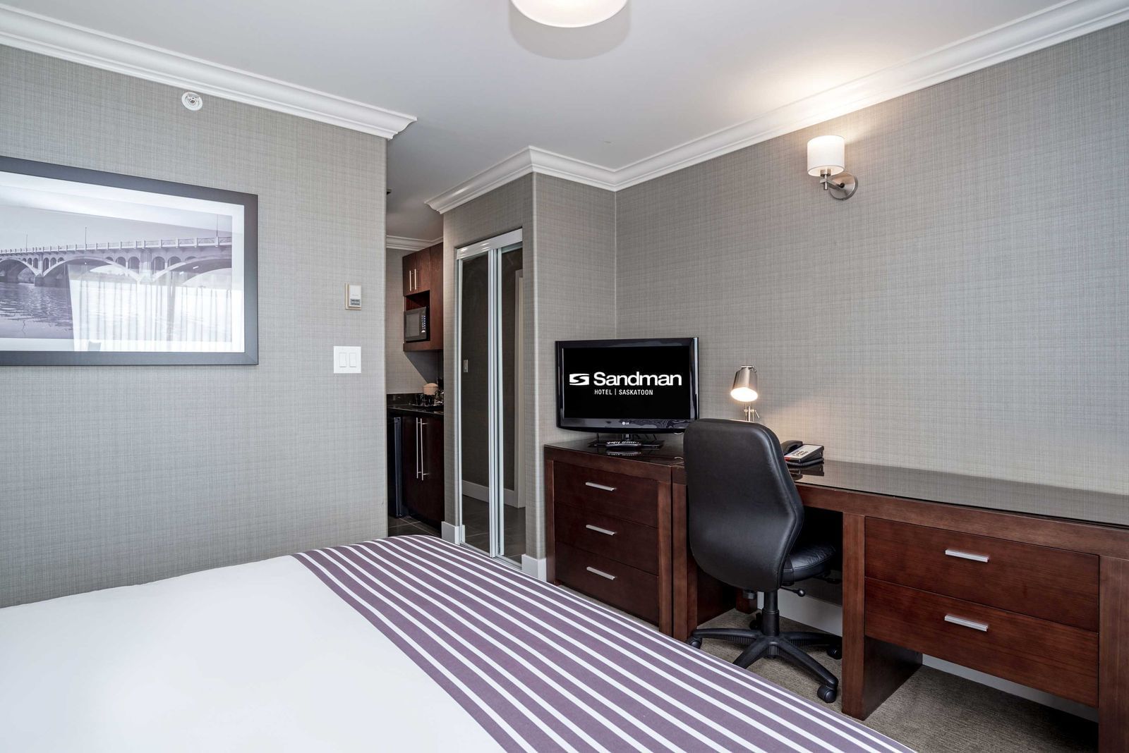 Sandman Hotel Saskatoon | Saskatoon Airport Hotels