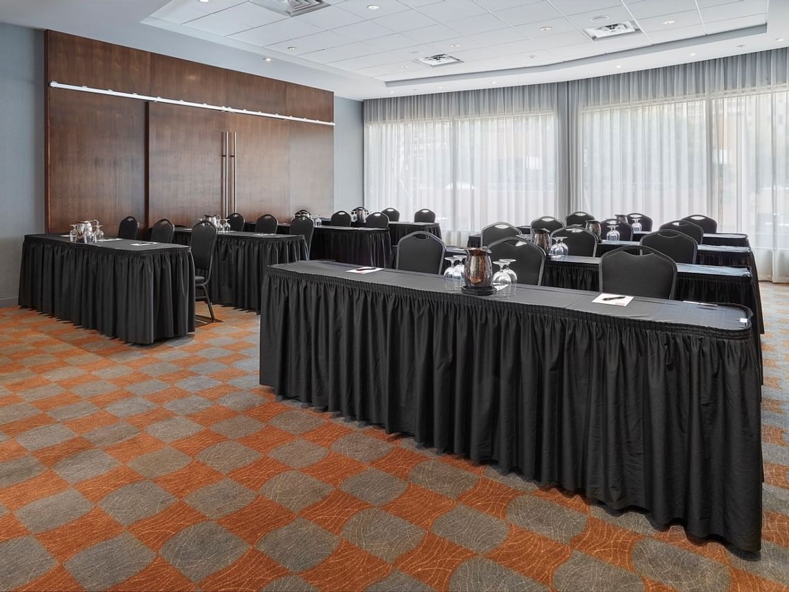 Prism Room | Matrix Hotel Edmonton