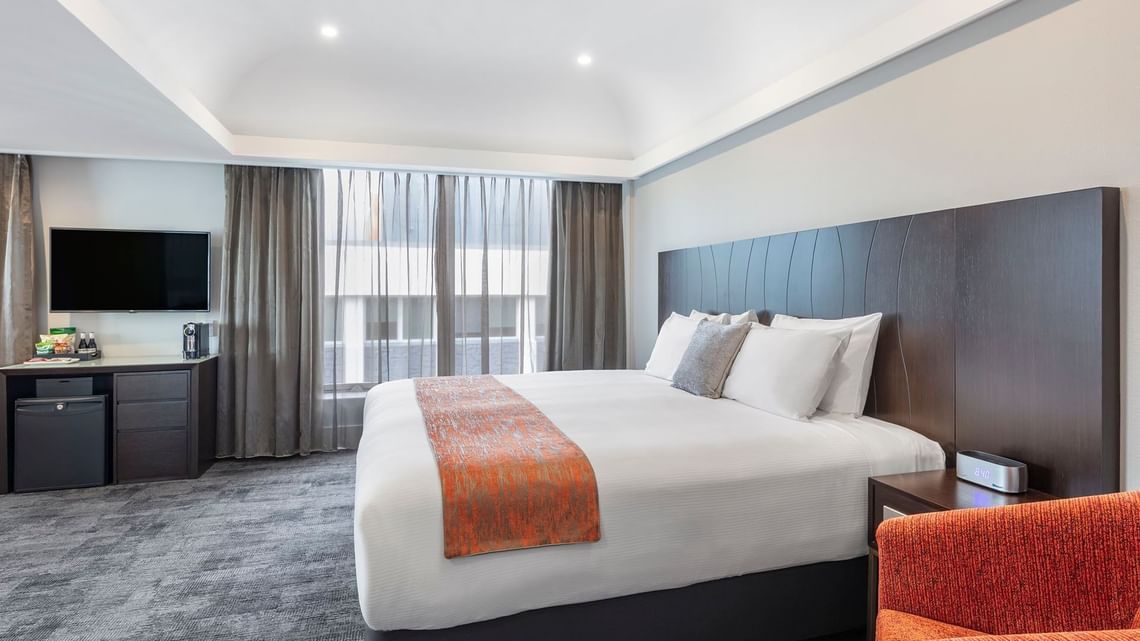 Deluxe Junior Suite | Rooms at James Cook Hotel