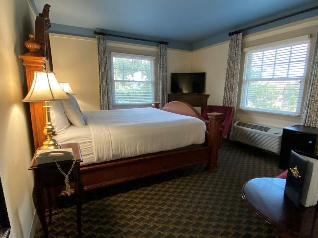 Hood River Lodging | Rooms & Suites at Columbia Gorge Hotel