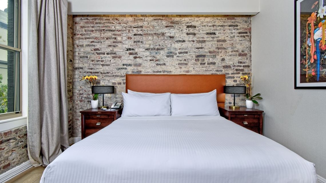 City View King Room | Hotel Griffon Accommodation