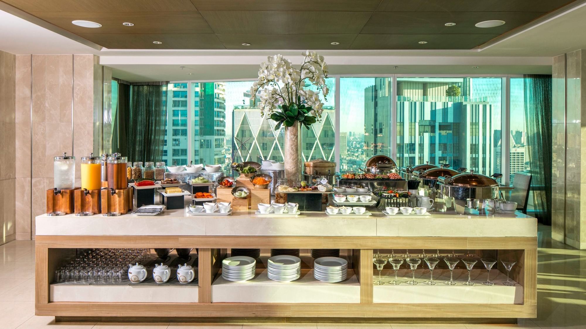 Executive Deluxe Corner Room | Eastin Grand Hotel Sathorn Bangkok