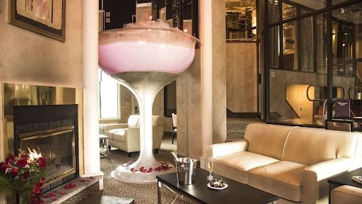 Poconos Suites - Poconos Honeymoon Resorts for Couples | Cove Pocono ...