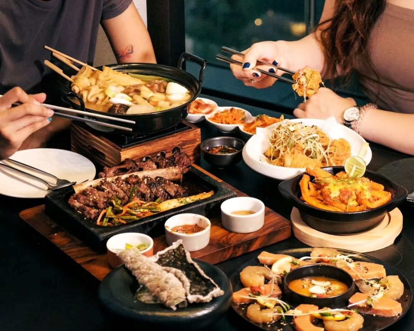 10 Best Rooftop Bars in Bangkok 2025 | Sindhorn Midtown Hotel Bangkok