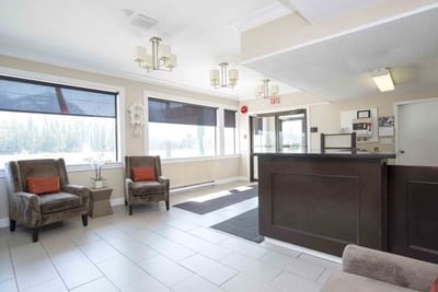 Gallery | Sandman Inn Blue River | Blue River Hotel