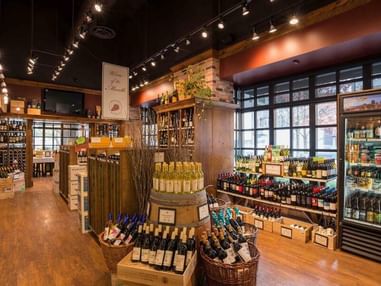 Sutton Wine Merchant | Sutton Place Hotel Vancouver Amenities