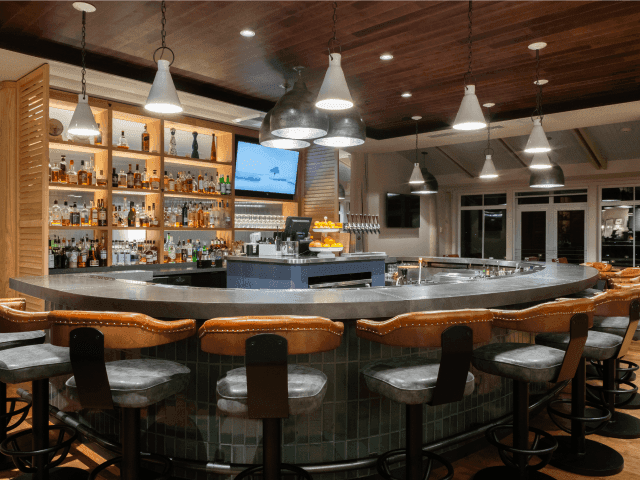 Savor Fresh Flavors at Alderbrook Resort Restaurant | WA