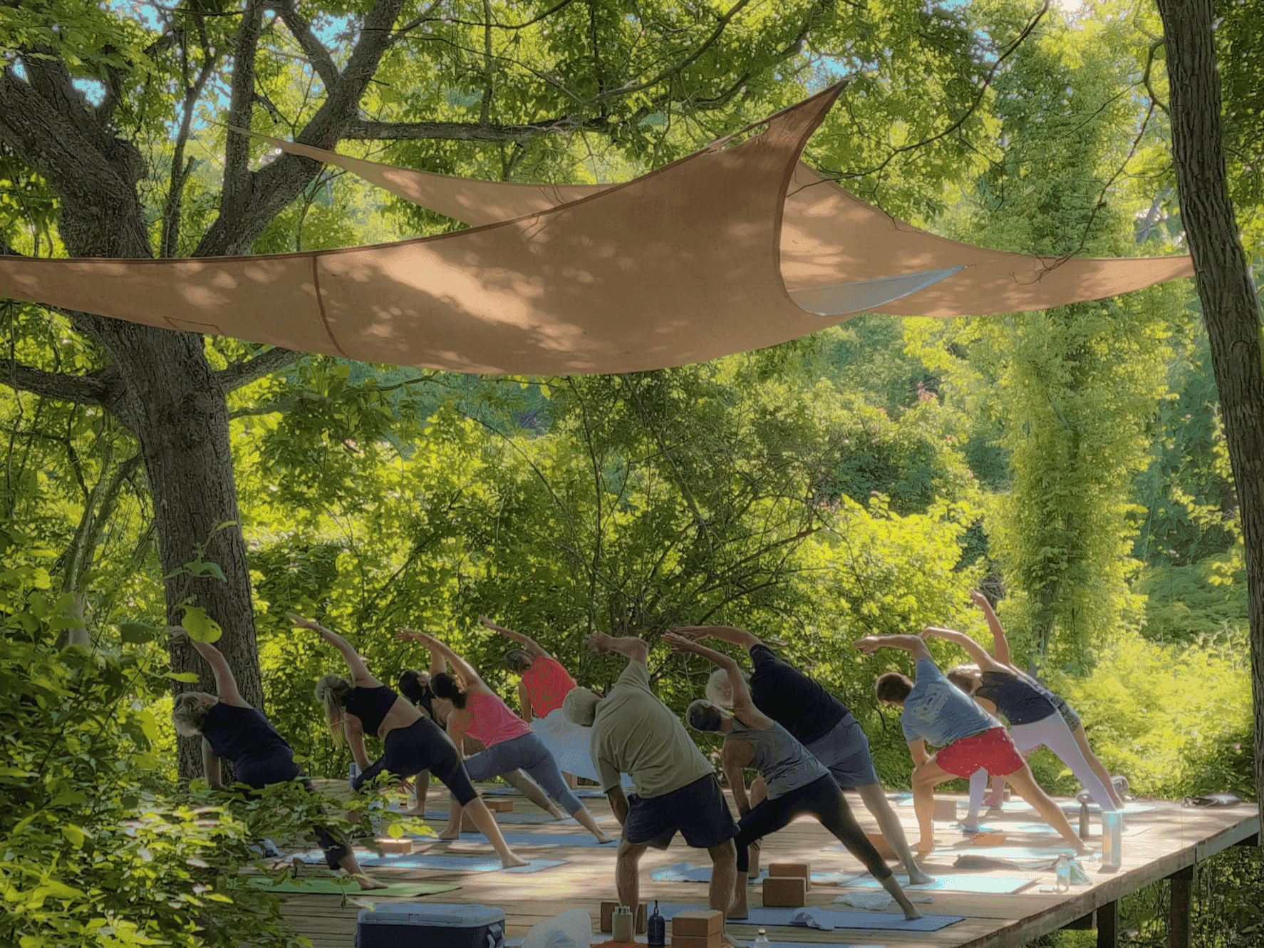 Island Yoga | Isla Chiquita Glamping Hotel